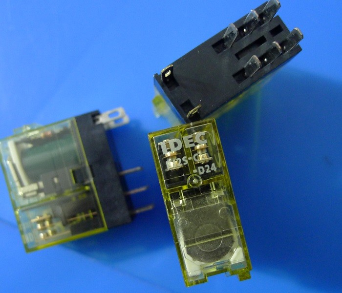 IDEC Slim Power Relay RJ2S-CL-D24V Solar Cell Stringer Parts